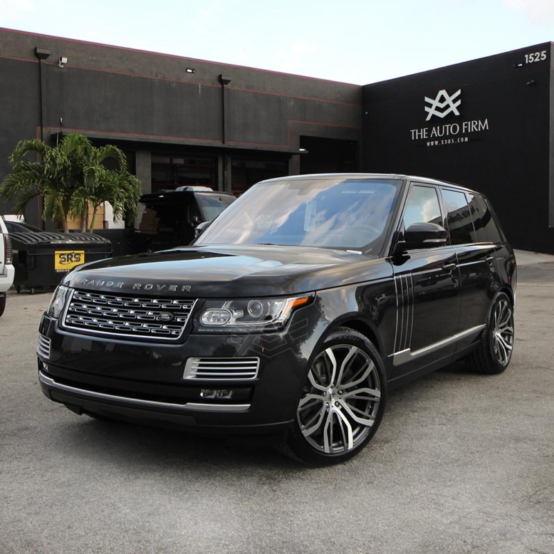 Two Tone Range Rover Avorza By Alex Vega The Auto Firm - The Auto Firm